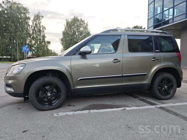 Green Skoda Yeti 2015 in Riga, with an engine capacity of 2.00 L and mileage of 266 thousand km for 7450 €, photo 10 on AUTOMOTO.COM.LV
