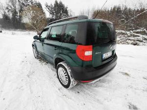 Green Skoda Yeti 2010 in Vilnius, with an engine capacity of 2.00 L and mileage of 477 thousand km for 3900 €, photo 3 on AUTOMOTO.COM.LV