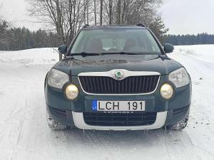 Green Skoda Yeti 2010 in Vilnius, with an engine capacity of 2.00 L and mileage of 477 thousand km for 3900 €, photo 6 on AUTOMOTO.COM.LV