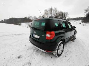 Green Skoda Yeti 2010 in Vilnius, with an engine capacity of 2.00 L and mileage of 477 thousand km for 3900 €, photo 9 on AUTOMOTO.COM.LV