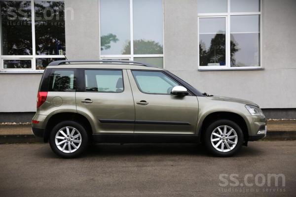 Green Skoda Yeti 2016 in Riga, with an engine capacity of 2.00 L and mileage of 294 thousand km for 5995 €, photo 4 on AUTOMOTO.COM.LV