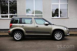 Green Skoda Yeti 2016 in Riga, with an engine capacity of 2.00 L and mileage of 294 thousand km for 5995 €, photo 4 on AUTOMOTO.COM.LV