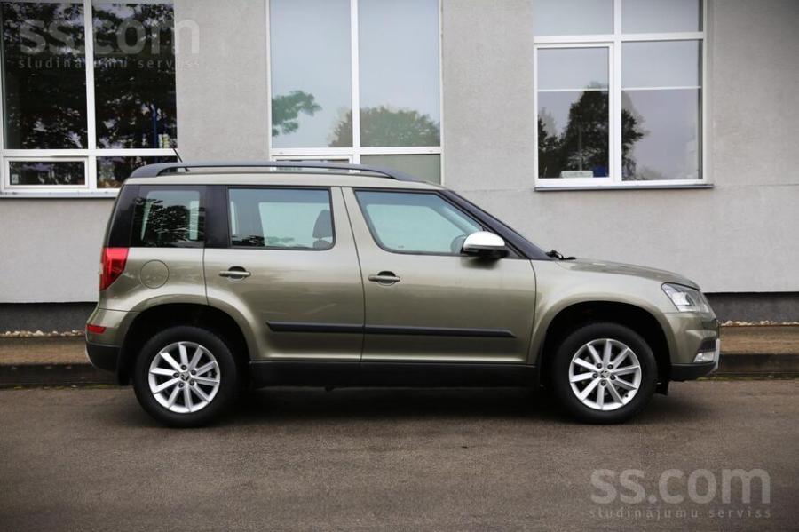 Green Skoda Yeti 2016 in Riga, with an engine capacity of 2.00 L and mileage of 294 thousand km for 5995 €, photo 4 on AUTOMOTO.COM.LV