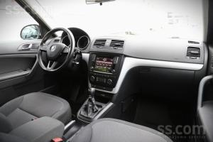Green Skoda Yeti 2016 in Riga, with an engine capacity of 2.00 L and mileage of 294 thousand km for 5995 €, photo 11 on AUTOMOTO.COM.LV