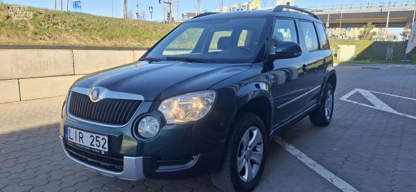 Green Skoda Yeti 2010 in Vilnius, with an engine capacity of 2.00 L and mileage of 269 thousand km for 4300 €, photo 2 on AUTOMOTO.COM.LV