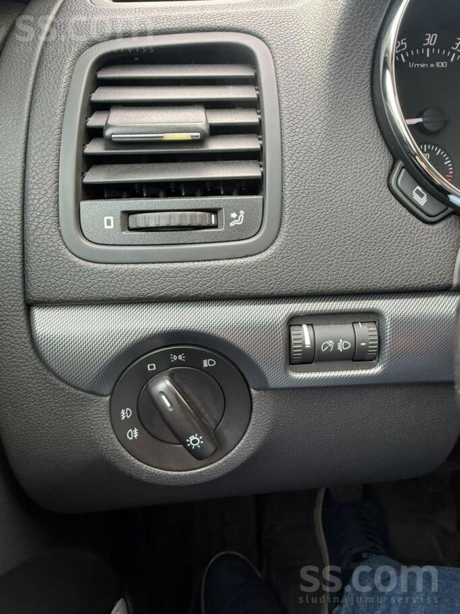 Zaļš Skoda Yeti 2014 Rīga, ar dzinēja tilpumu 2.00 L un nobraukumu 136 tūkst. km par 4700 €, foto 15 vietnē AUTOMOTO.COM.LV