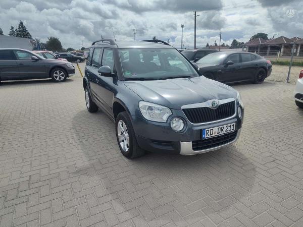 Grey Skoda Yeti 2009 in Taurage, with an engine capacity of 1.97 L and mileage of 282 thousand km for 4900 €, photo 3 on AUTOMOTO.COM.LV