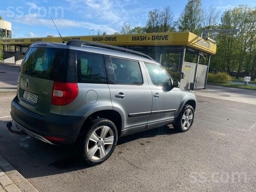 Grey Skoda Yeti 2010 in Riga, with an engine capacity of 1.80 L and mileage of 198 thousand km for 4950 €, photo 1 on AUTOMOTO.COM.LV