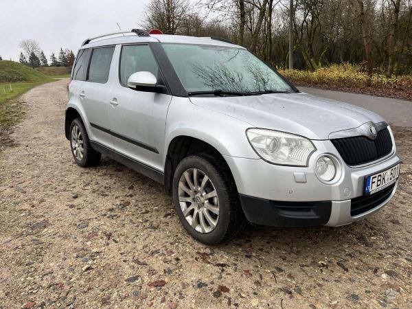 Pelēks Skoda Yeti 2010 Kauņa, ar dzinēja tilpumu 1.97 L un nobraukumu 245 tūkst. km par 4800 €, foto 1 vietnē AUTOMOTO.COM.LV