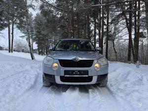 Pelēks Skoda Yeti 2010 Utena, ar dzinēja tilpumu 1.80 L un nobraukumu 101 tūkst. km par 4599 €, foto  vietnē AUTOMOTO.COM.LV