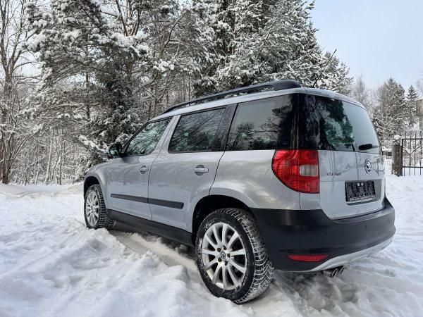 Grey Skoda Yeti 2010 in Utena, with an engine capacity of 1.80 L and mileage of 101 thousand km for 4599 €, photo 5 on AUTOMOTO.COM.LV