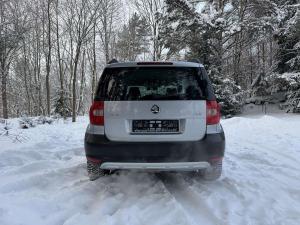 Grey Skoda Yeti 2010 in Utena, with an engine capacity of 1.80 L and mileage of 101 thousand km for 4599 €, photo 21 on AUTOMOTO.COM.LV