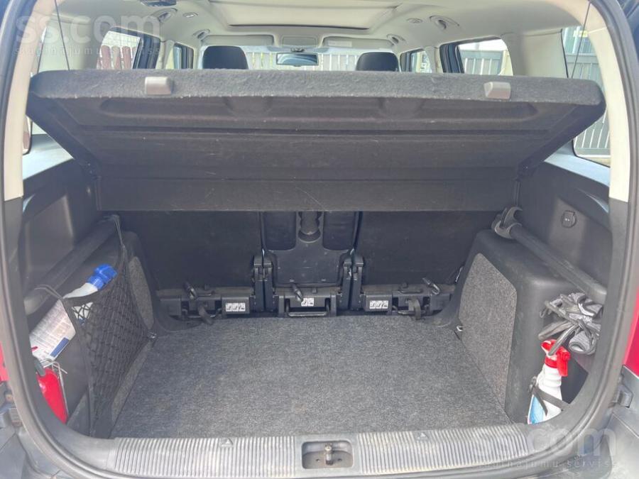 Grey Skoda Yeti 2010 in Ventspils, with an engine capacity of 2.00 L and mileage of 313 thousand km for 4150 €, photo 13 on AUTOMOTO.COM.LV