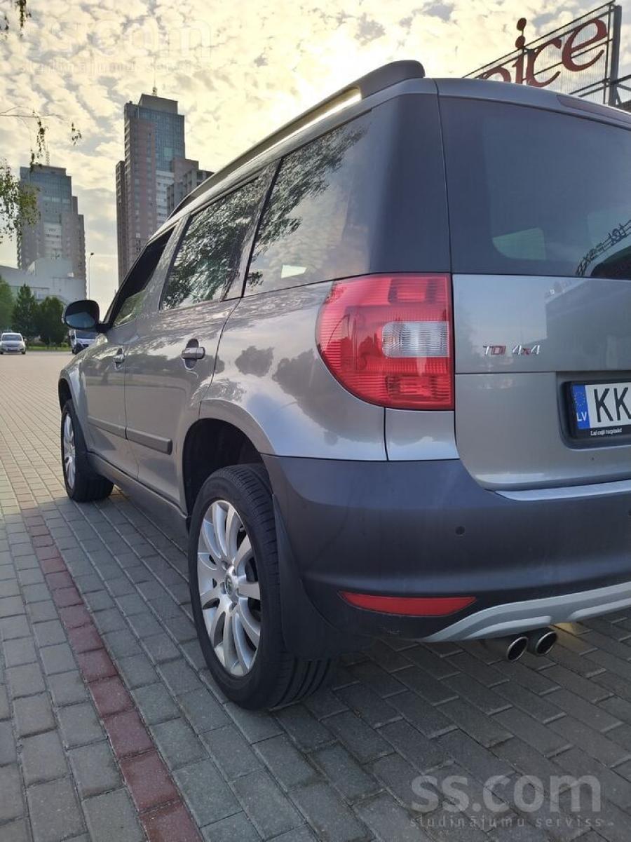 Pelēks Skoda Yeti 2010 Liepāja, ar dzinēja tilpumu 2.00 L un nobraukumu 286 tūkst. km par 5169 €, foto 7 vietnē AUTOMOTO.COM.LV