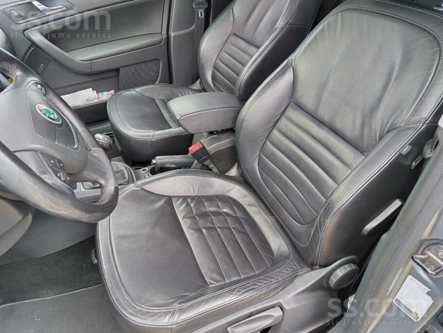 Pelēks Skoda Yeti 2010 Liepāja, ar dzinēja tilpumu 2.00 L un nobraukumu 286 tūkst. km par 5169 €, foto 14 vietnē AUTOMOTO.COM.LV