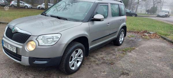 Pelēks Skoda Yeti 2011 Viļņa, ar dzinēja tilpumu 1.97 L un nobraukumu 258 tūkst. km par 3600 €, foto 1 vietnē AUTOMOTO.COM.LV
