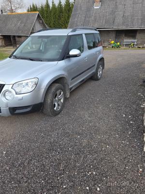 Pelēks Skoda Yeti 2011 Tallina, ar dzinēja tilpumu 1.40 L un nobraukumu 126 tūkst. km par 4900 €, foto 3 vietnē AUTOMOTO.COM.LV