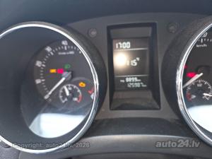 Pelēks Skoda Yeti 2011 Tallina, ar dzinēja tilpumu 1.40 L un nobraukumu 126 tūkst. km par 4900 €, foto 10 vietnē AUTOMOTO.COM.LV