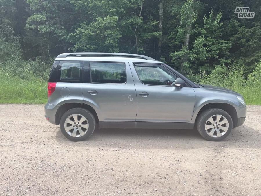 Grey Skoda Yeti 2011 in Marijampole, with an engine capacity of 1.60 L and mileage of 341 thousand km for 3500 €, photo 16 on AUTOMOTO.COM.LV