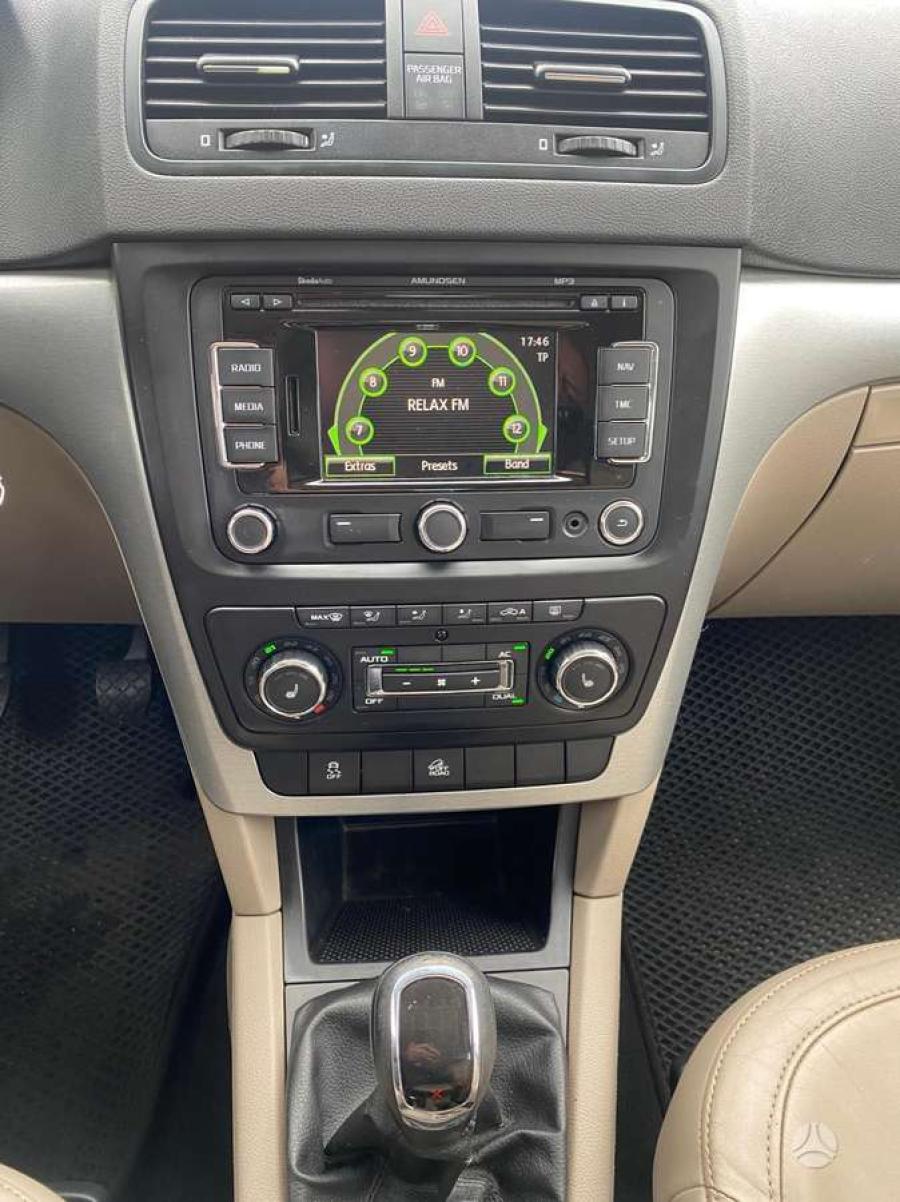 Pelēks Skoda Yeti 2011 Utena, ar dzinēja tilpumu 2.00 L un nobraukumu 383 tūkst. km par 3500 €, foto 7 vietnē AUTOMOTO.COM.LV