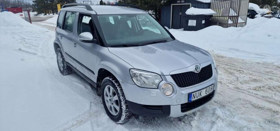 Grey Skoda Yeti 2012 in Telschi, with an engine capacity of 1.97 L and mileage of 250 thousand km for 3400 €, photo 1 on AUTOMOTO.COM.LV
