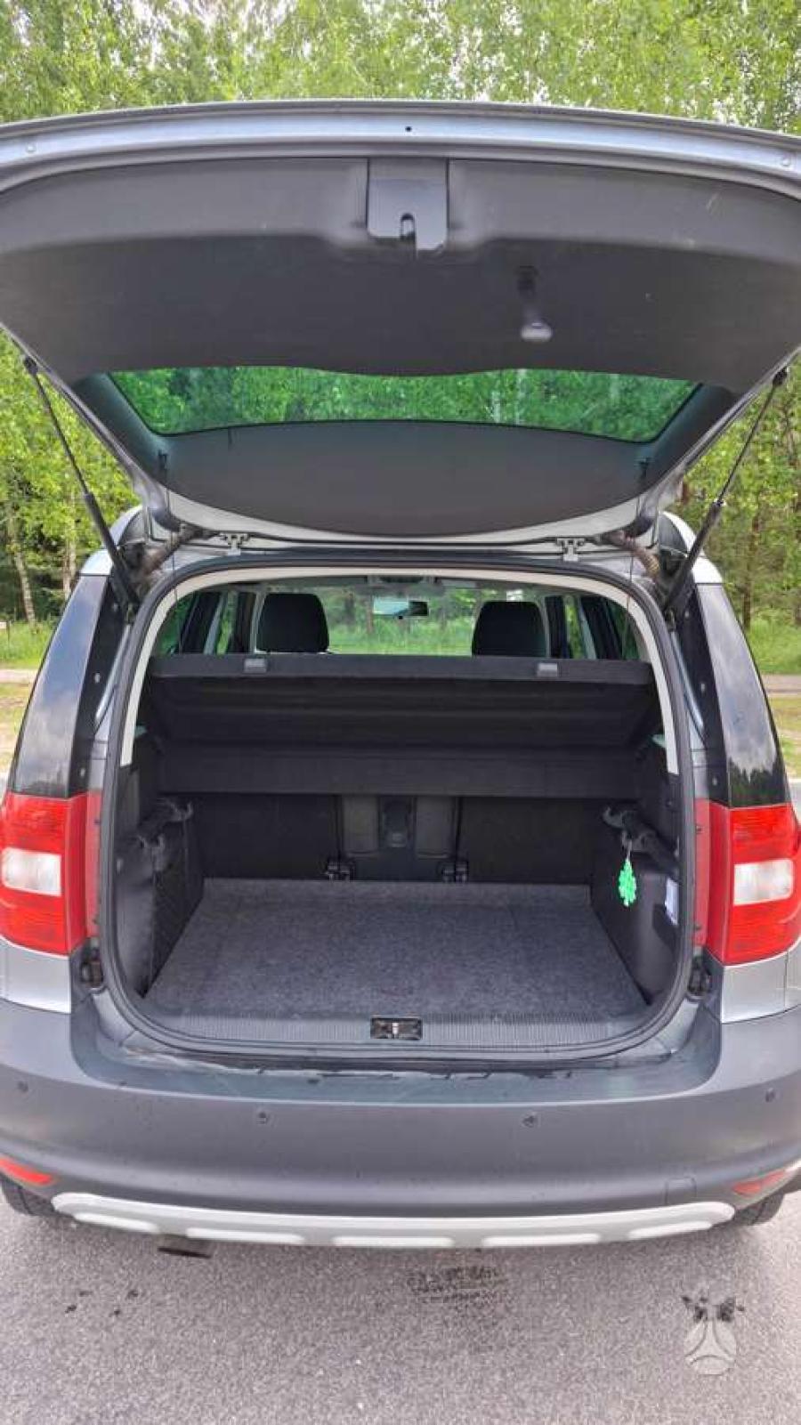 Pelēks Skoda Yeti 2012 Viļņa, ar dzinēja tilpumu 1.20 L un nobraukumu 184 tūkst. km par 4900 €, foto 11 vietnē AUTOMOTO.COM.LV