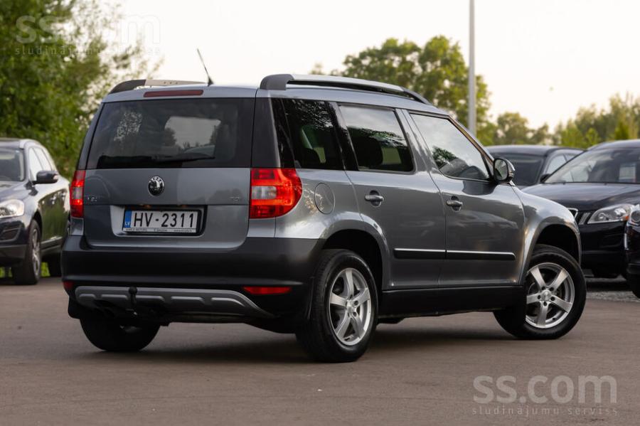 Pelēks Skoda Yeti 2012 Jelgava, ar dzinēja tilpumu 2.00 L un nobraukumu 0 tūkst. km par 4700 €, foto 7 vietnē AUTOMOTO.COM.LV