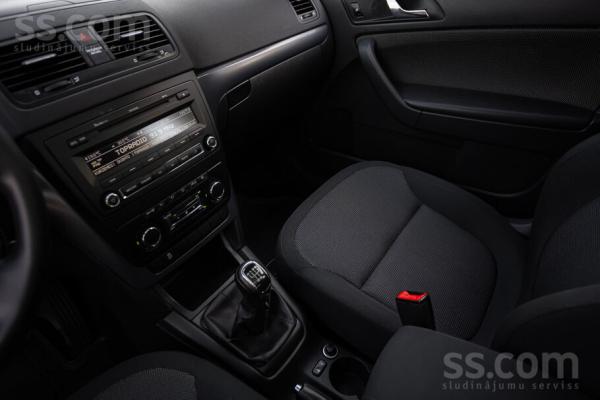 Grey Skoda Yeti 2012 in Jelgava, with an engine capacity of 2.00 L and mileage of 0 thousand km for 4700 €, photo 10 on AUTOMOTO.COM.LV