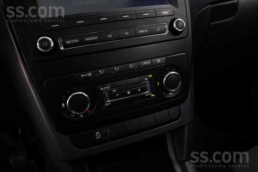 Pelēks Skoda Yeti 2012 Jelgava, ar dzinēja tilpumu 2.00 L un nobraukumu 0 tūkst. km par 4700 €, foto 12 vietnē AUTOMOTO.COM.LV