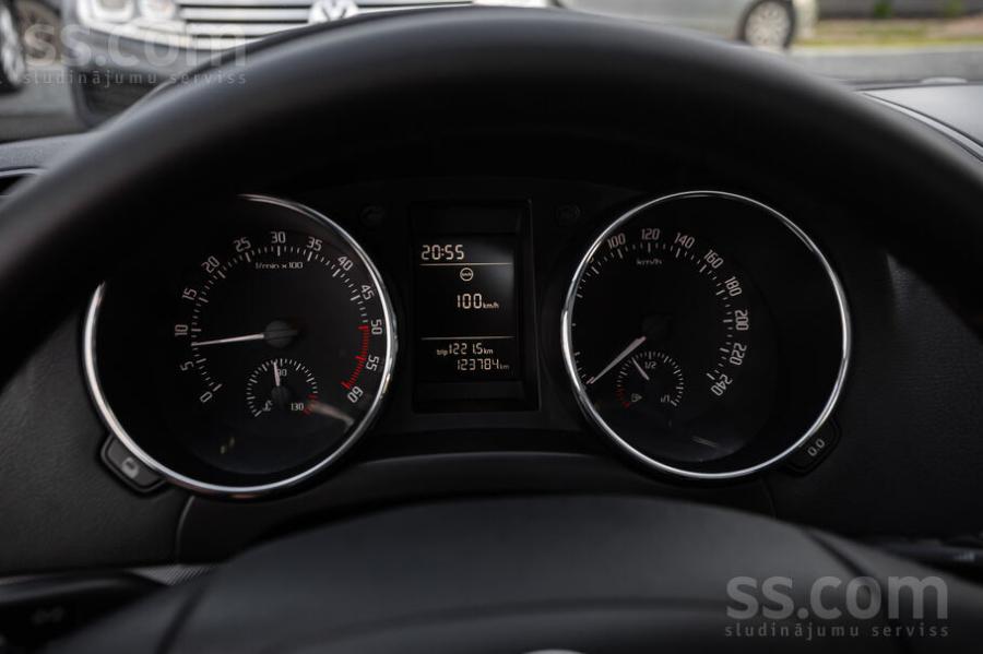 Pelēks Skoda Yeti 2012 Jelgava, ar dzinēja tilpumu 2.00 L un nobraukumu 0 tūkst. km par 4700 €, foto 20 vietnē AUTOMOTO.COM.LV