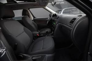 Pelēks Skoda Yeti 2012 Jelgava, ar dzinēja tilpumu 2.00 L un nobraukumu 123 tūkst. km par 4700 €, foto 17 vietnē AUTOMOTO.COM.LV