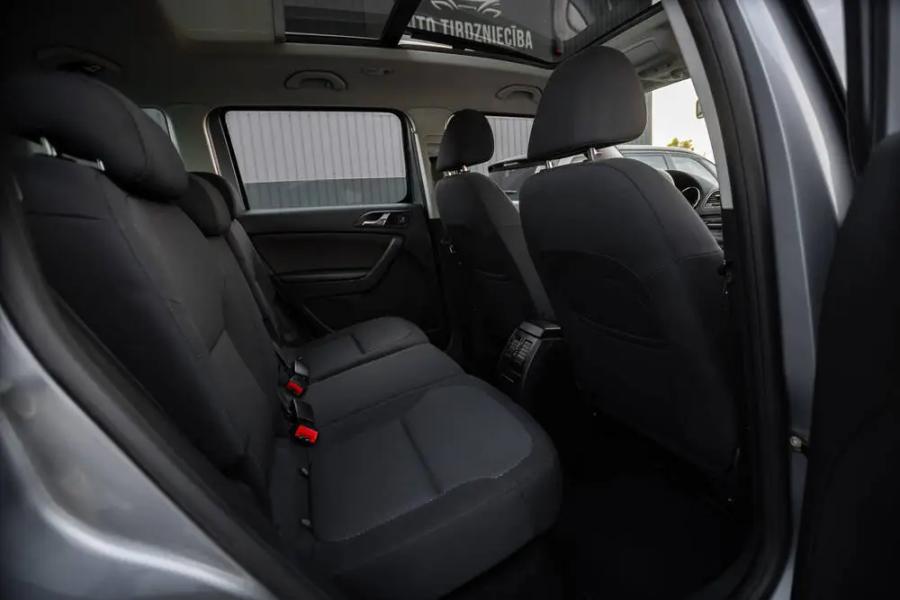 Pelēks Skoda Yeti 2012 Jelgava, ar dzinēja tilpumu 2.00 L un nobraukumu 123 tūkst. km par 4700 €, foto 19 vietnē AUTOMOTO.COM.LV