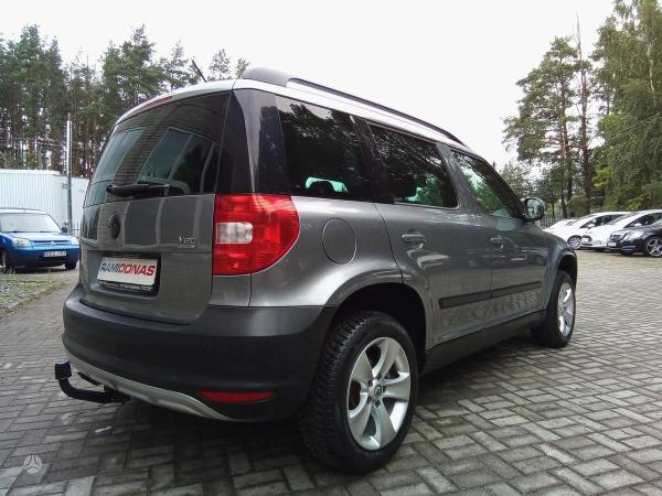 Pelēks Skoda Yeti 2012 Jonava, ar dzinēja tilpumu 1.60 L un nobraukumu 325 tūkst. km par 3300 €, foto 5 vietnē AUTOMOTO.COM.LV