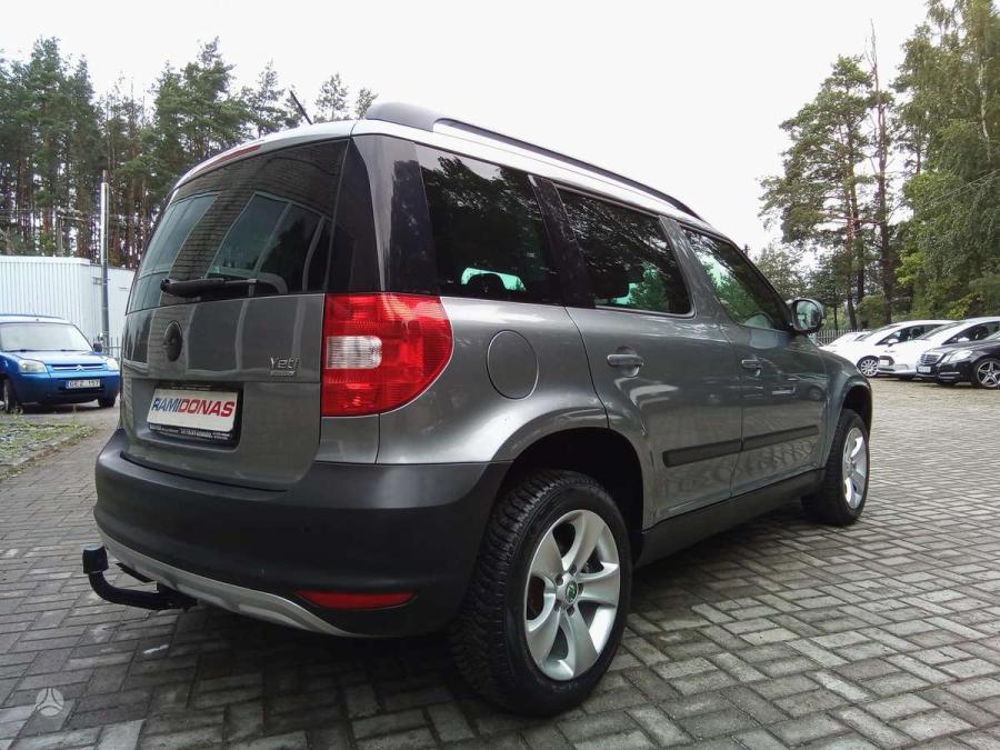 Pelēks Skoda Yeti 2012 Jonava, ar dzinēja tilpumu 1.60 L un nobraukumu 325 tūkst. km par 3300 €, foto 5 vietnē AUTOMOTO.COM.LV