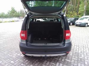 Pelēks Skoda Yeti 2012 Jonava, ar dzinēja tilpumu 1.60 L un nobraukumu 325 tūkst. km par 3300 €, foto 7 vietnē AUTOMOTO.COM.LV