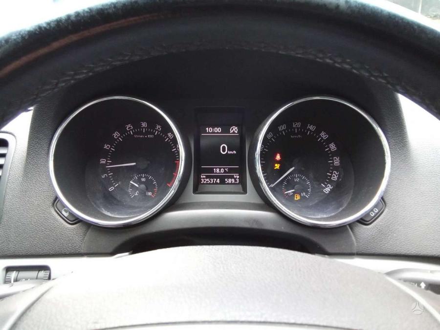 Pelēks Skoda Yeti 2012 Jonava, ar dzinēja tilpumu 1.60 L un nobraukumu 325 tūkst. km par 3300 €, foto 11 vietnē AUTOMOTO.COM.LV
