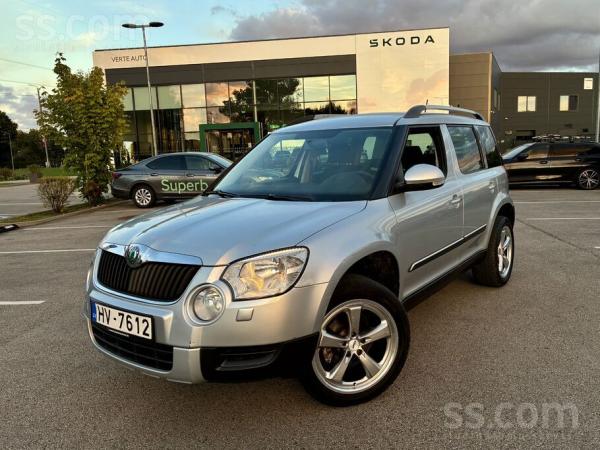 Grey Skoda Yeti 2012 in Riga, with an engine capacity of 1.20 L and mileage of 215 thousand km for 3900 €, photo 4 on AUTOMOTO.COM.LV