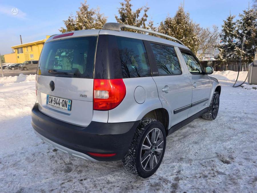 Pelēks Skoda Yeti 2013 Tauragė, ar dzinēja tilpumu 1.97 L un nobraukumu 260 tūkst. km par 3000 €, foto 2 vietnē AUTOMOTO.COM.LV