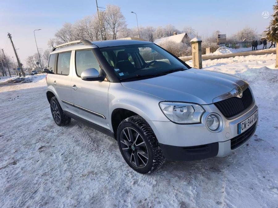 Pelēks Skoda Yeti 2013 Tauragė, ar dzinēja tilpumu 1.97 L un nobraukumu 260 tūkst. km par 3000 €, foto 7 vietnē AUTOMOTO.COM.LV