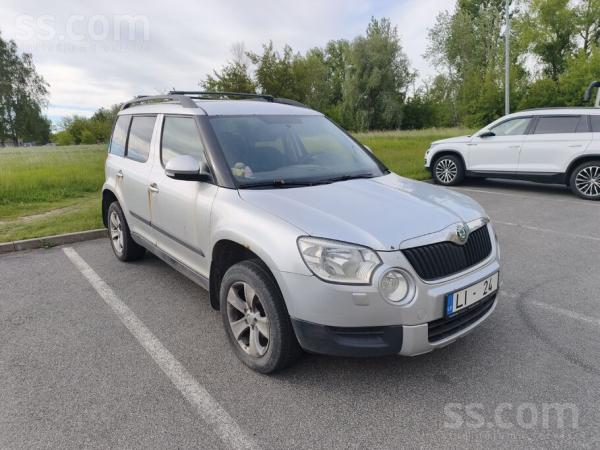 Pelēks Skoda Yeti 2013 Rīga, ar dzinēja tilpumu 1.40 L un nobraukumu 312 tūkst. km par 1700 €, foto 2 vietnē AUTOMOTO.COM.LV