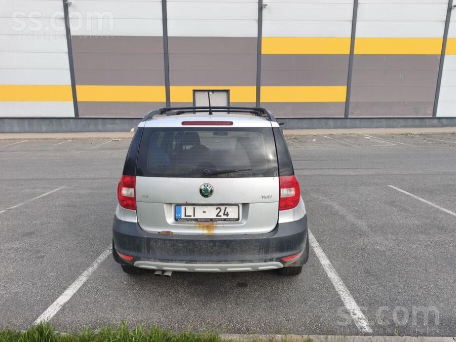 Pelēks Skoda Yeti 2013 Rīga, ar dzinēja tilpumu 1.40 L un nobraukumu 312 tūkst. km par 1700 €, foto 5 vietnē AUTOMOTO.COM.LV