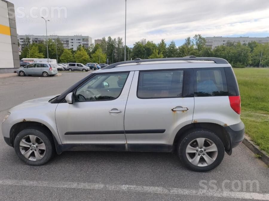Pelēks Skoda Yeti 2013 Rīga, ar dzinēja tilpumu 1.40 L un nobraukumu 312 tūkst. km par 1700 €, foto 6 vietnē AUTOMOTO.COM.LV