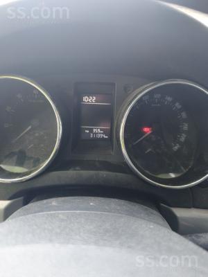 Pelēks Skoda Yeti 2013 Rīga, ar dzinēja tilpumu 1.40 L un nobraukumu 312 tūkst. km par 1700 €, foto 8 vietnē AUTOMOTO.COM.LV