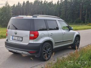 Grey Skoda Yeti 2013 in Riga, with an engine capacity of 2.00 L and mileage of 369 thousand km for 2200 €, photo 4 on AUTOMOTO.COM.LV