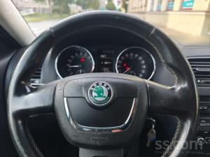 Grey Skoda Yeti 2013 in Riga, with an engine capacity of 2.00 L and mileage of 369 thousand km for 2200 €, photo 15 on AUTOMOTO.COM.LV