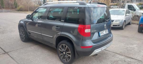 Grey Skoda Yeti 2014 in Vilnius, with an engine capacity of 2.00 L and mileage of 265 thousand km for 4650 €, photo 7 on AUTOMOTO.COM.LV