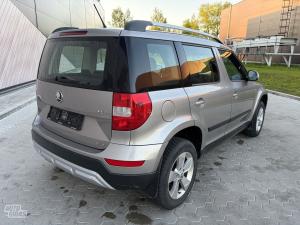 Grey Skoda Yeti 2014 in Panevezys, with an engine capacity of 2.00 L and mileage of 406 thousand km for 4950 €, photo 5 on AUTOMOTO.COM.LV
