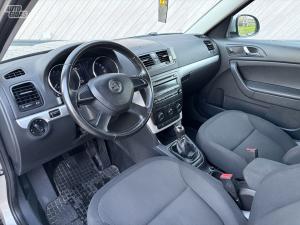 Grey Skoda Yeti 2014 in Panevezys, with an engine capacity of 2.00 L and mileage of 406 thousand km for 4950 €, photo 14 on AUTOMOTO.COM.LV