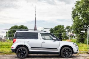 Grey Skoda Yeti 2015 in Riga, with an engine capacity of 2.00 L and mileage of 282 thousand km for 7490 €, photo 6 on AUTOMOTO.COM.LV
