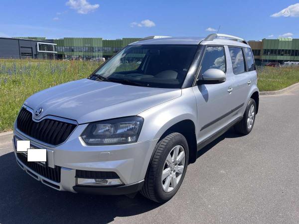 Grey Skoda Yeti 2015 in Vilnius, with an engine capacity of 1.97 L and mileage of 208 thousand km for 7250 €, photo 1 on AUTOMOTO.COM.LV
